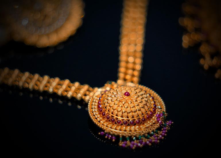 THE HISTORY OF Jewellery DESIGN - Noor Gold & Diamonds